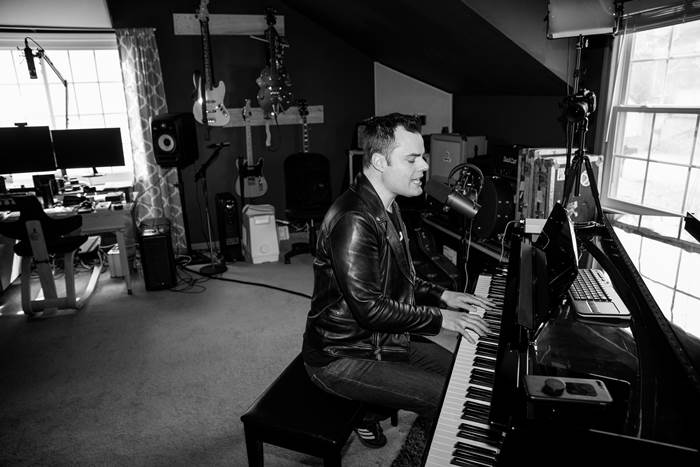 Mark Martel: Dvojnik Fredija Merkjurija čiji se glas čuje u “Boemskoj ...